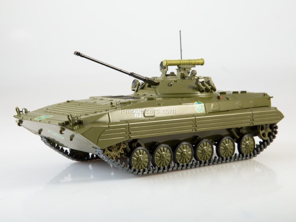 Armored personnel carrier BMP-2 Our Tanks #29 MODIMIO Collections